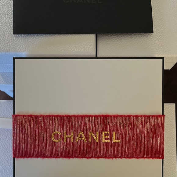 CHANEL | Holiday | Chanel Box Holiday Ribbon Tissue Receipt Holder ...